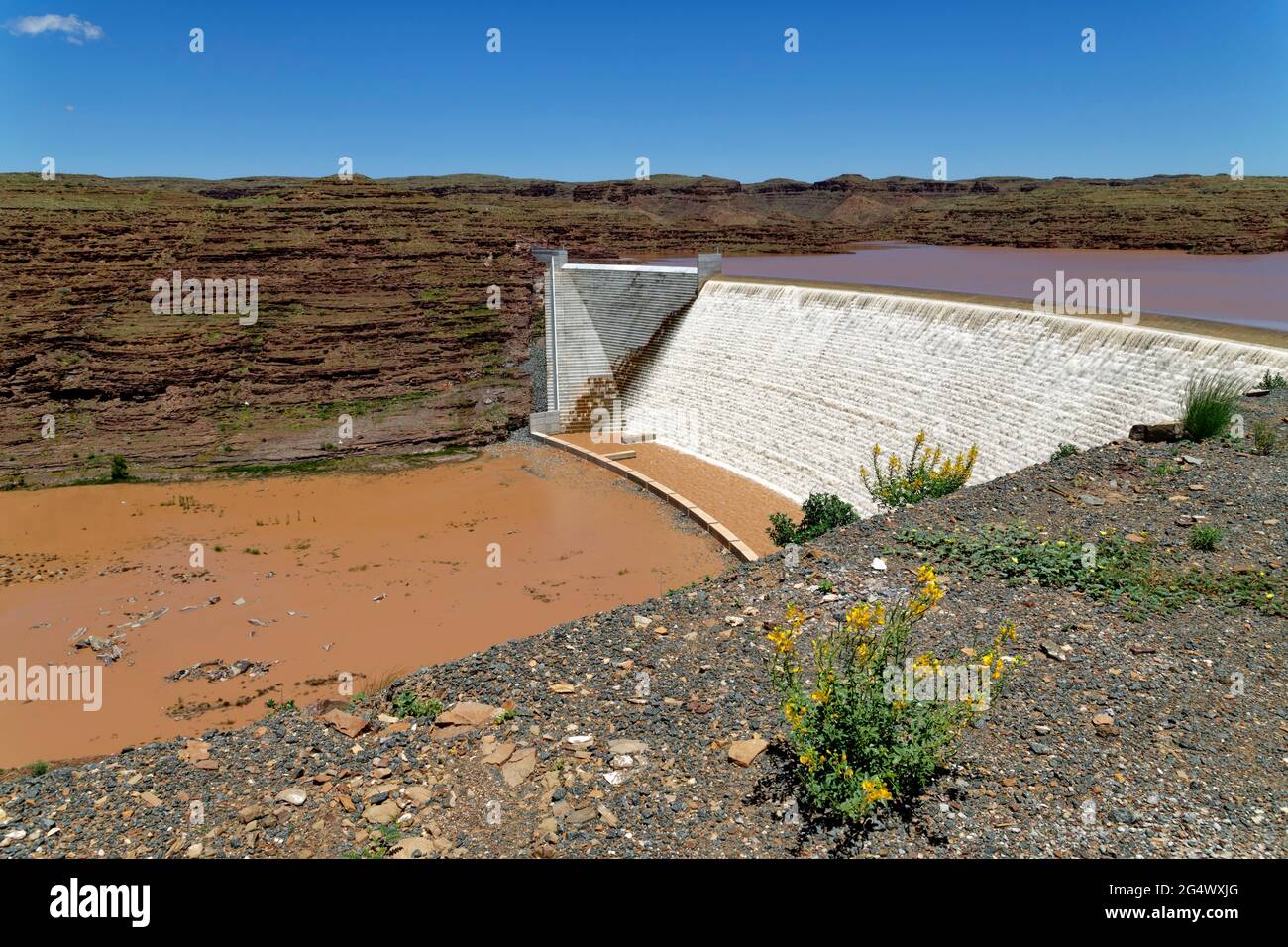 Neckartal-Dam west of Keetmanshoop: Fish River, water running over the ...