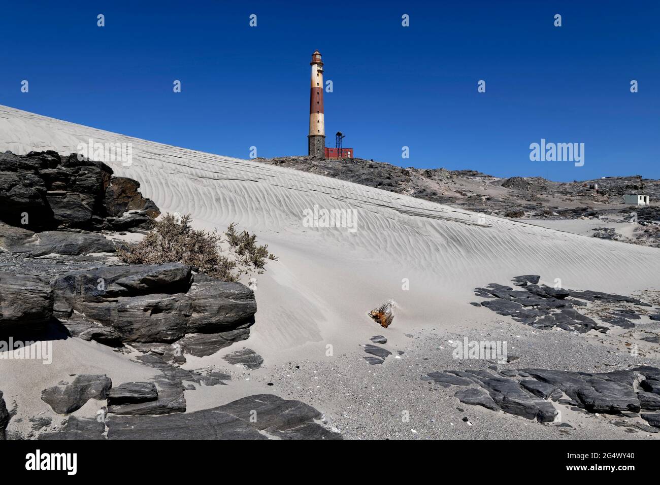 Lüderitz peninsula in the Sperrgebiet National Park: Lighthouse at Diaz ...