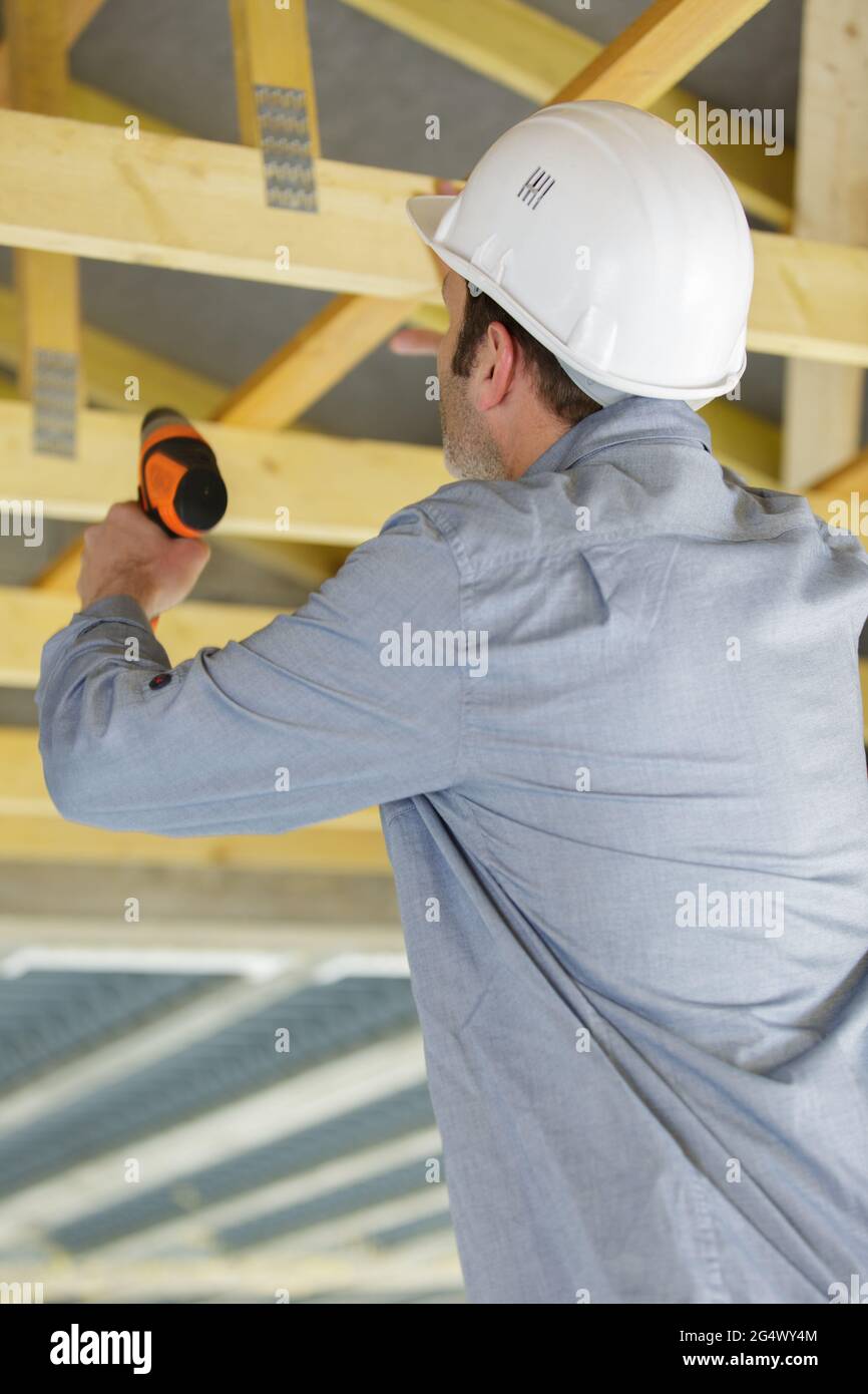 Carpenters construction roof truss hi-res stock photography and images ...