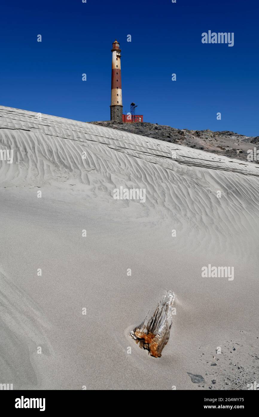 Lüderitz peninsula in the Sperrgebiet National Park: Lighthouse at Diaz ...