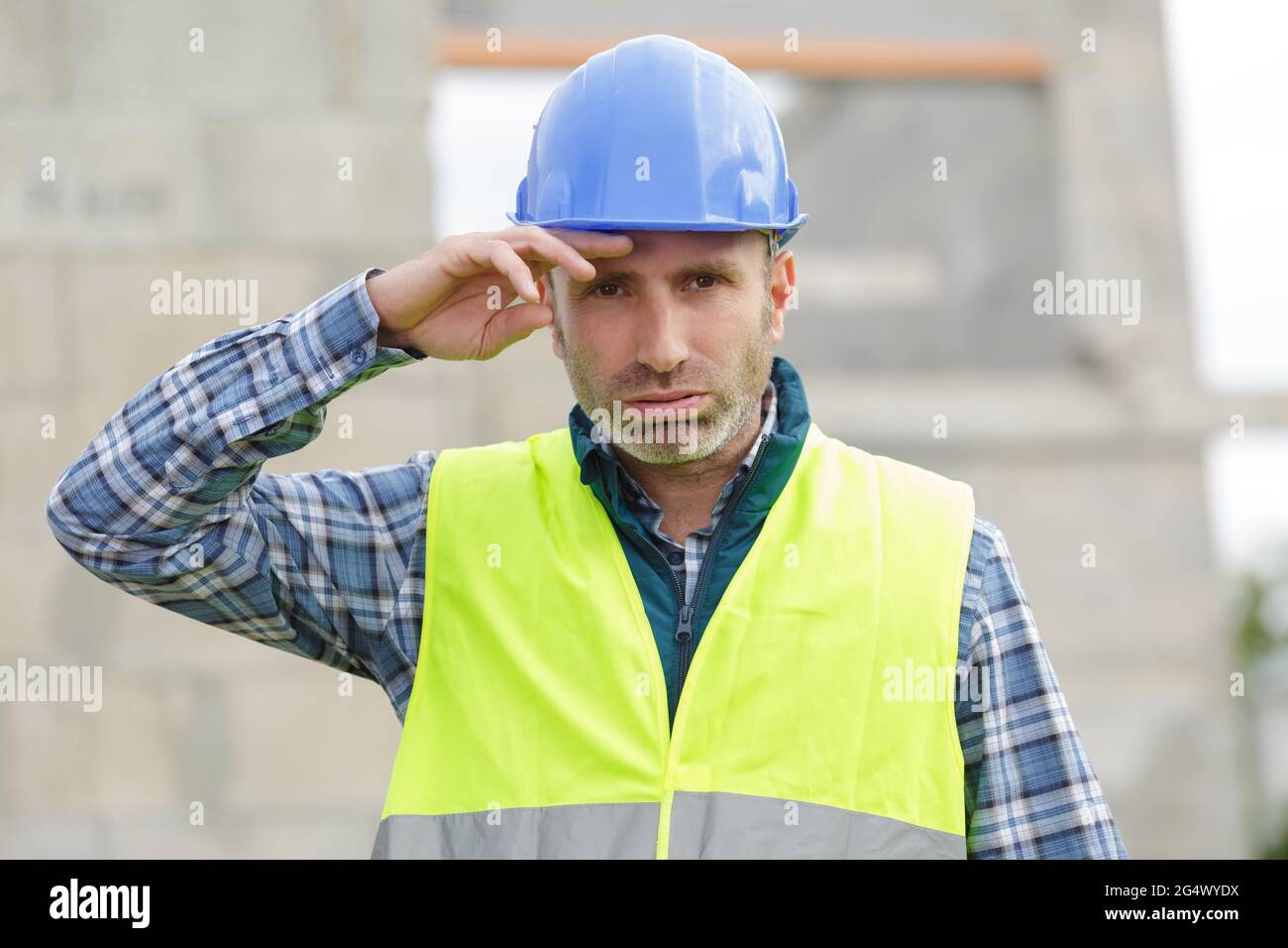 Man wiping his brow hi-res stock photography and images - Alamy