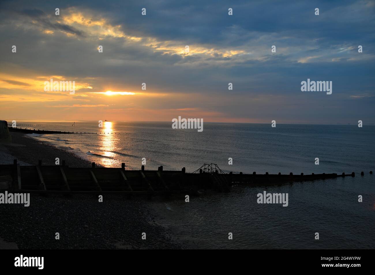 East anglia sunset hi-res stock photography and images - Alamy