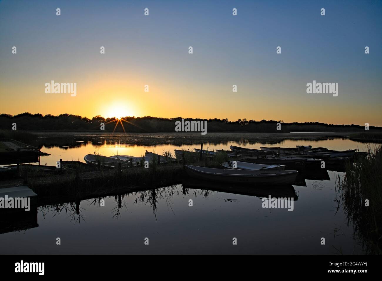 Filby broad norfolk hi-res stock photography and images - Alamy