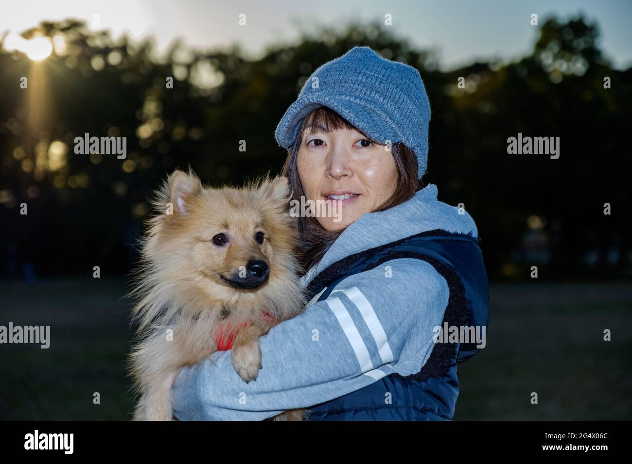Girl loves her dog hi-res stock photography and images - Alamy