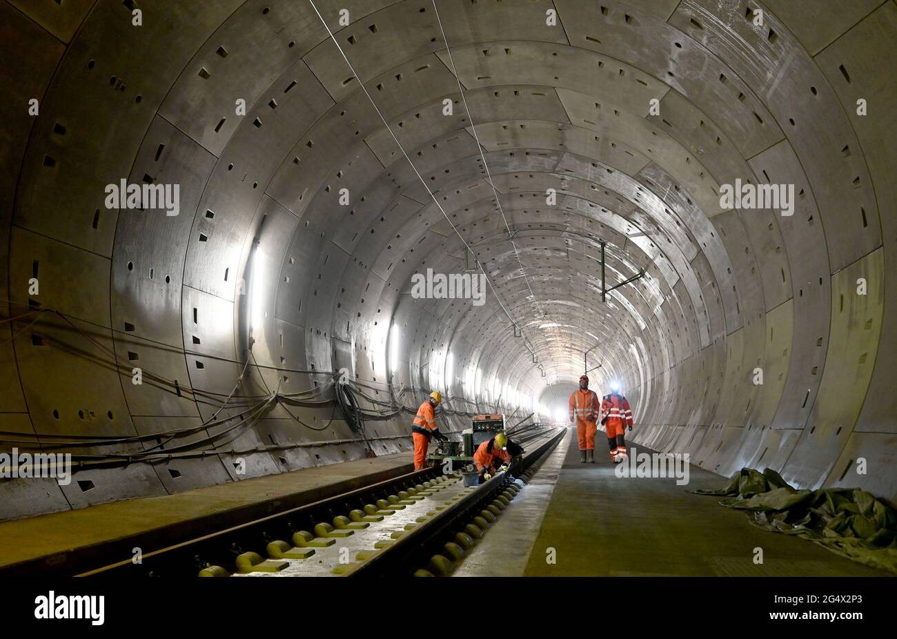 Wendlingen, Germany. 09th June, 2021. Track construction work is ...