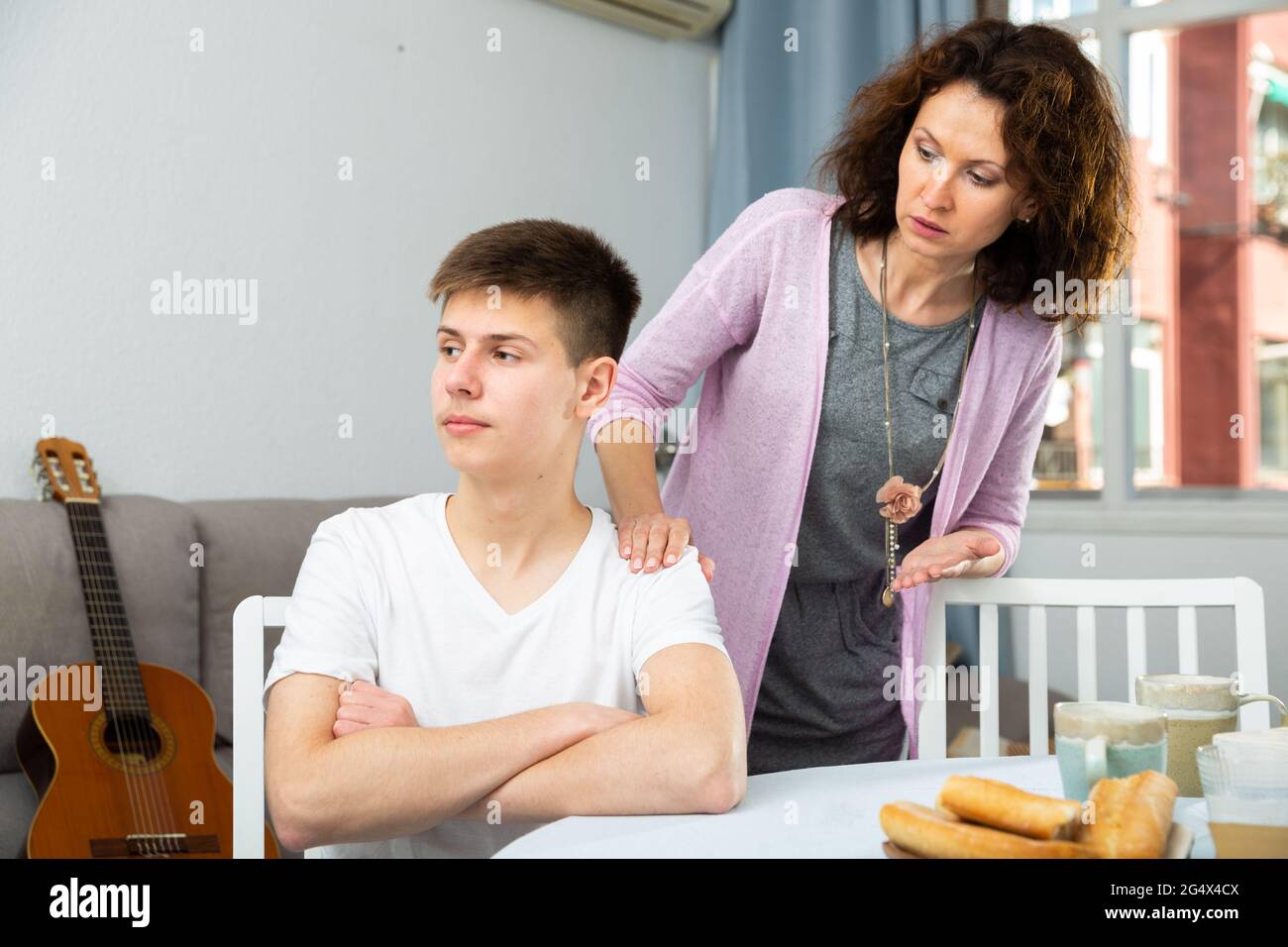 Reprimanding teenager hi-res stock photography and images - Alamy