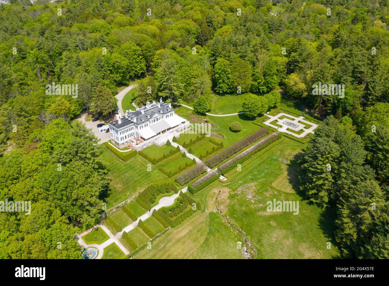 The mount lenox massachusetts hi-res stock photography and images - Alamy