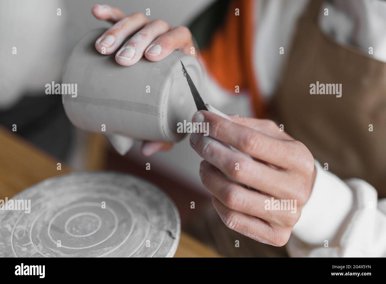Clay artist equipment hi-res stock photography and images - Alamy