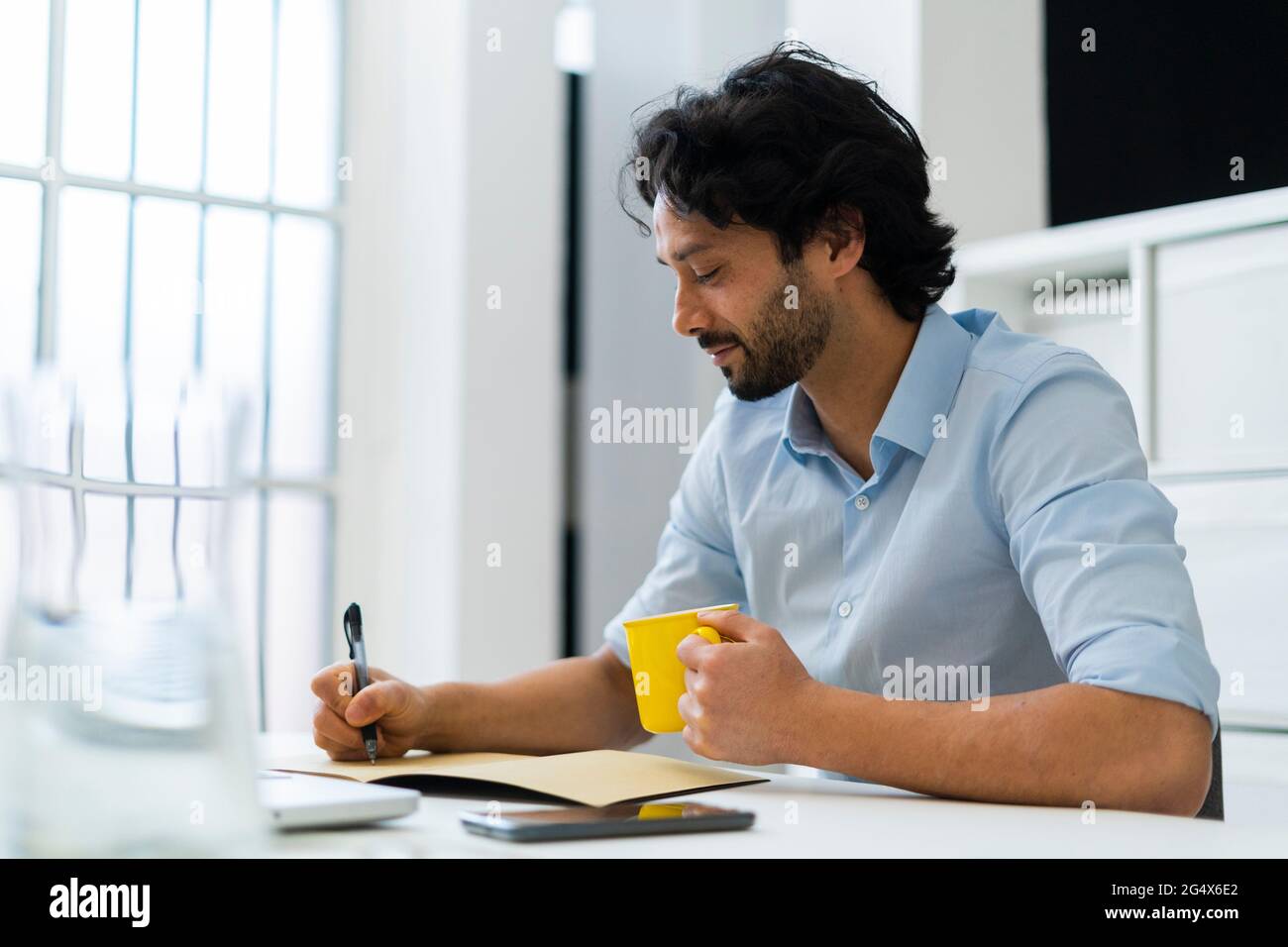 Color book male hi-res stock photography and images - Alamy