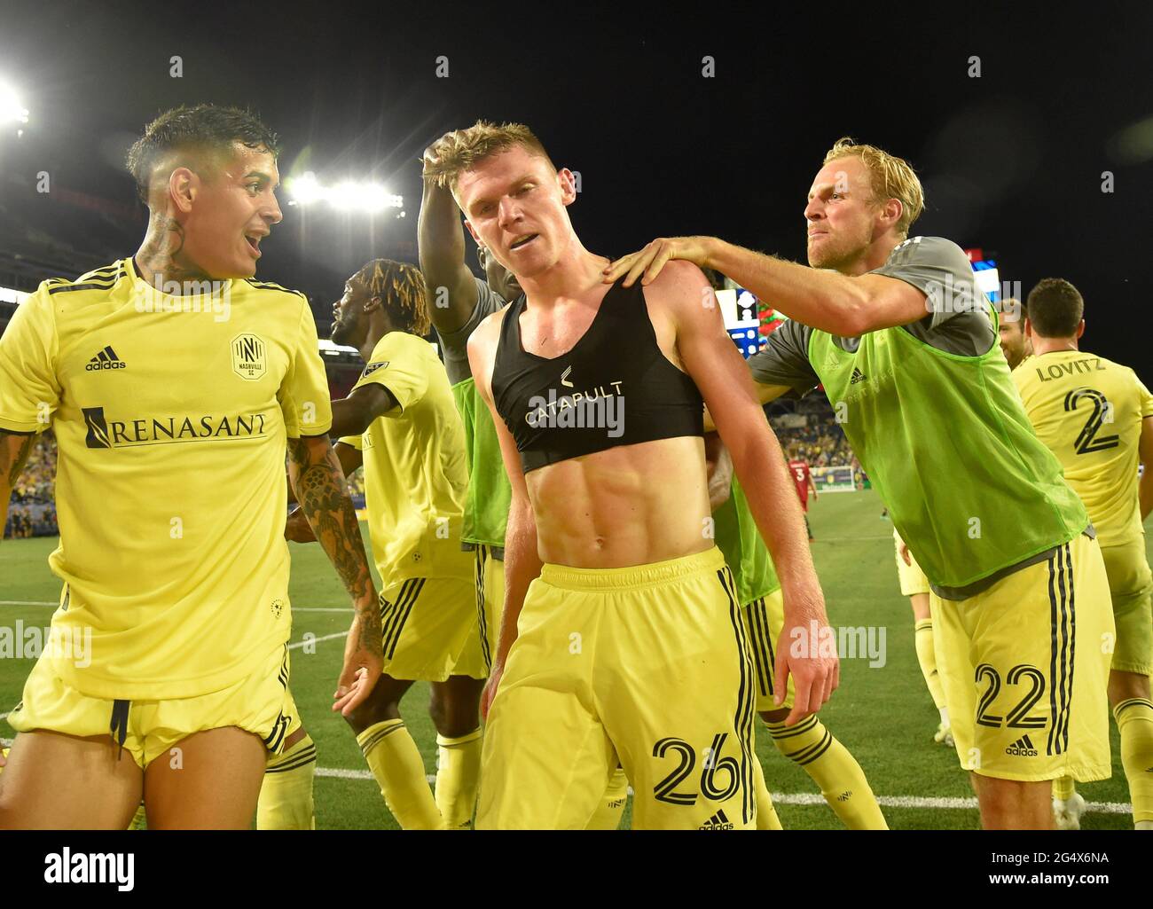 Nissan stadium score hi-res stock photography and images - Alamy