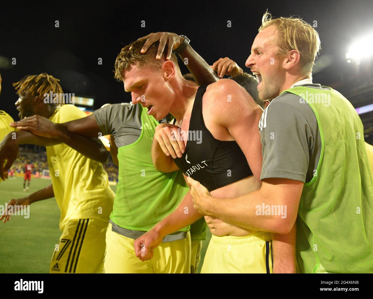 Nissan stadium score hi-res stock photography and images - Alamy