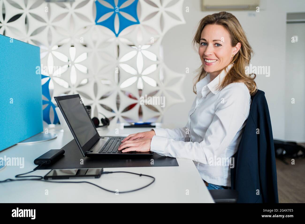 Female professional laptop using hi-res stock photography and images ...