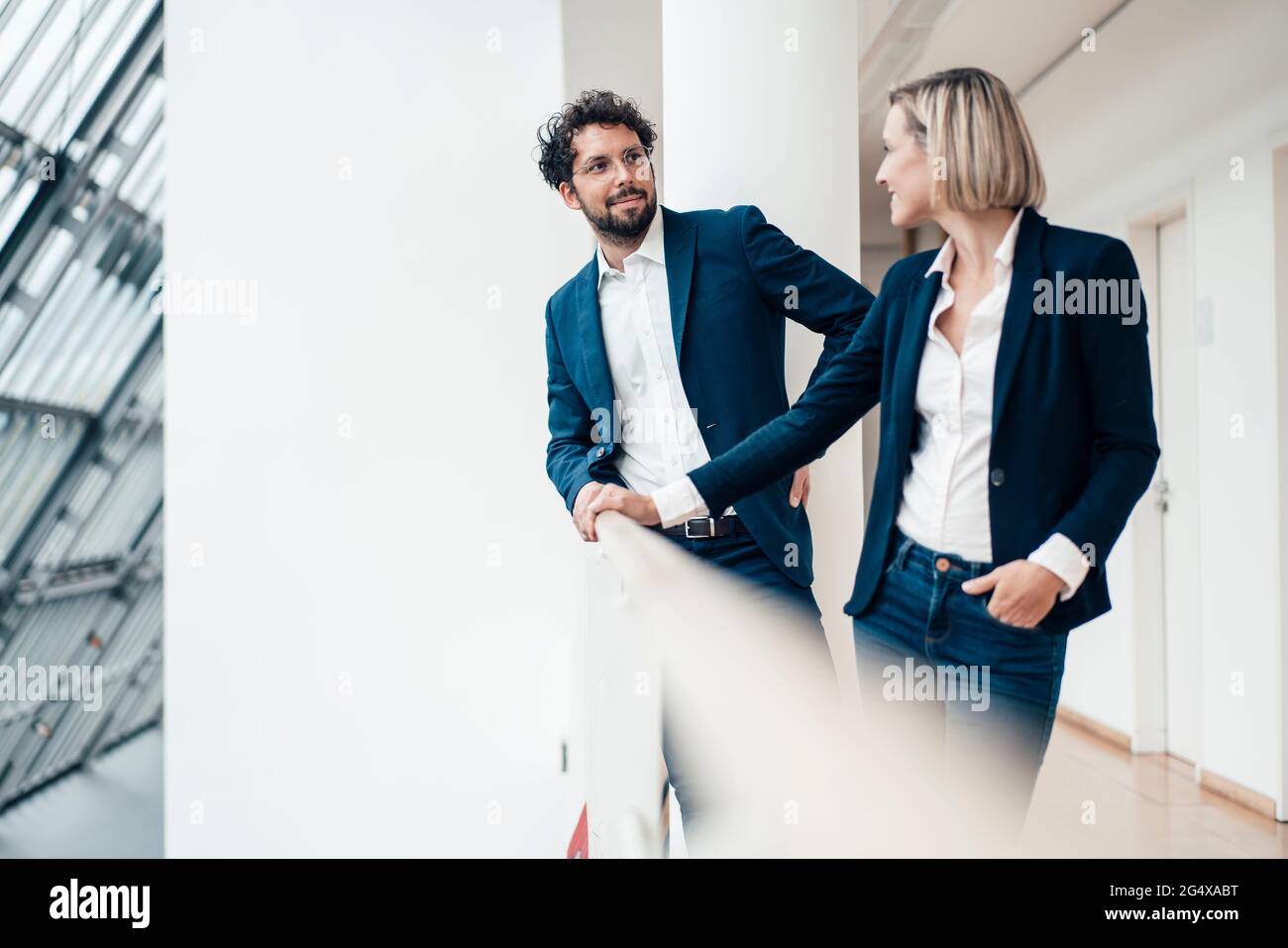 Professional discussion hi-res stock photography and images - Alamy