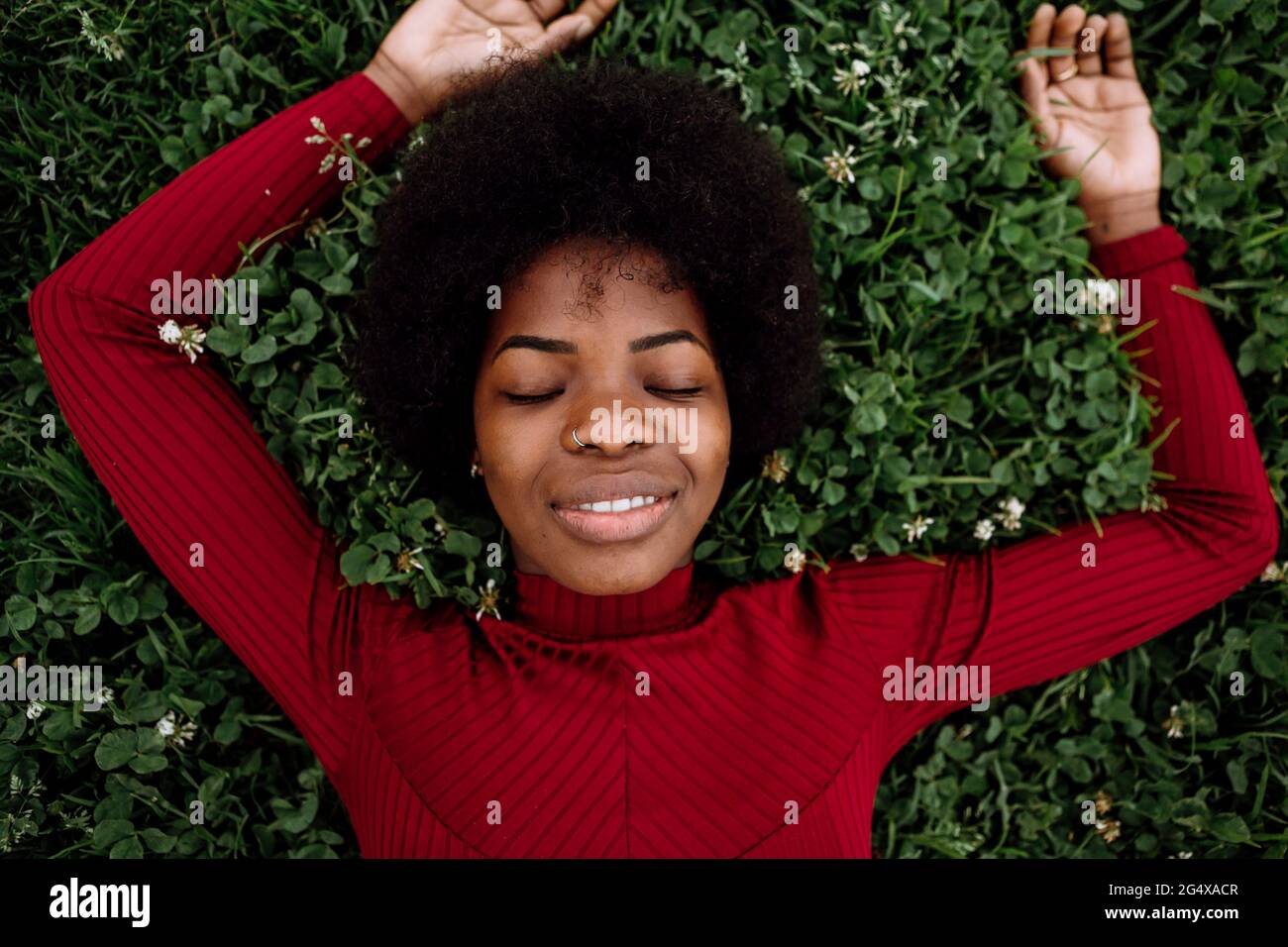 Woman relaxing nature eyes closed hi-res stock photography and images ...