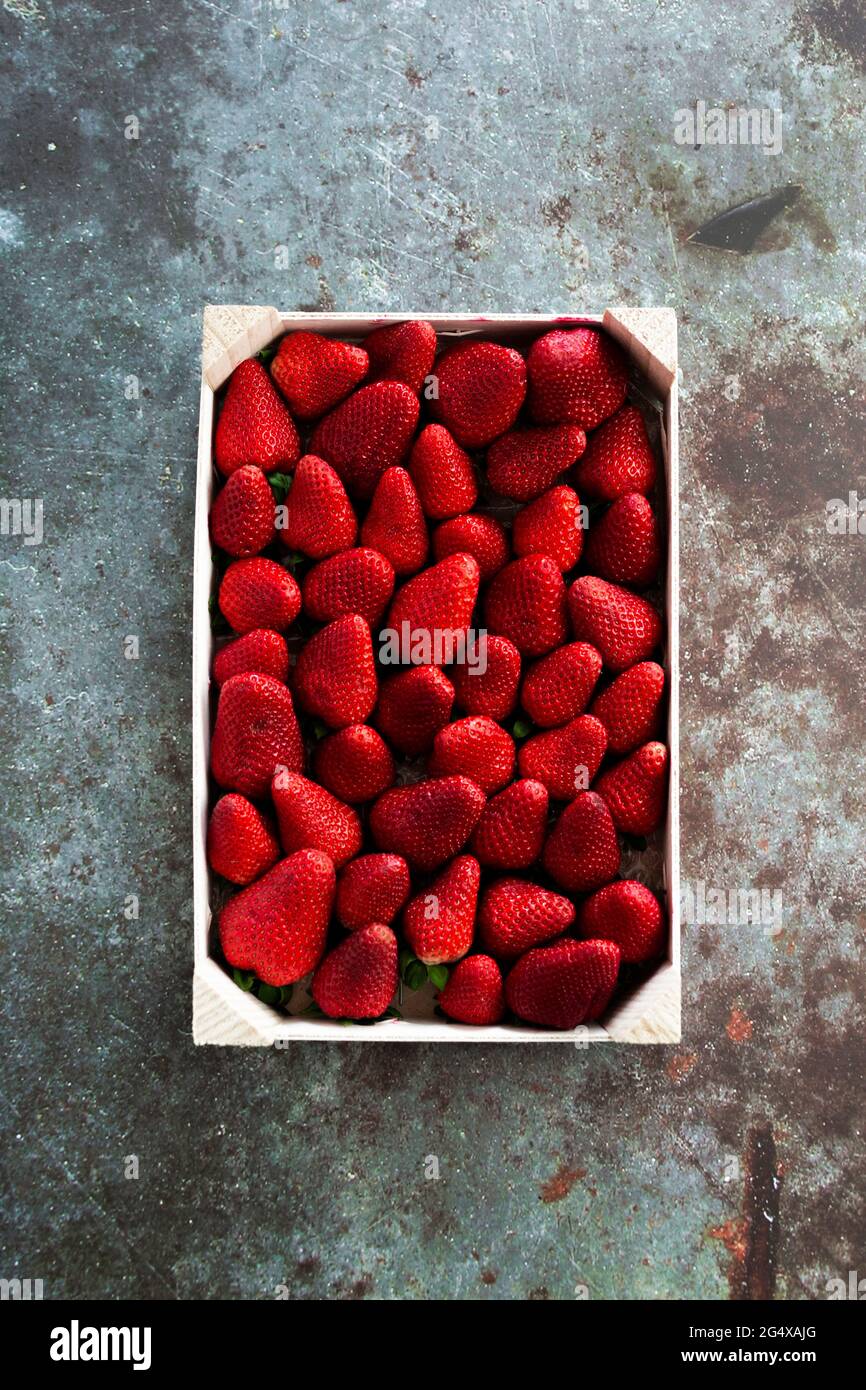 Berry crate hi-res stock photography and images - Alamy