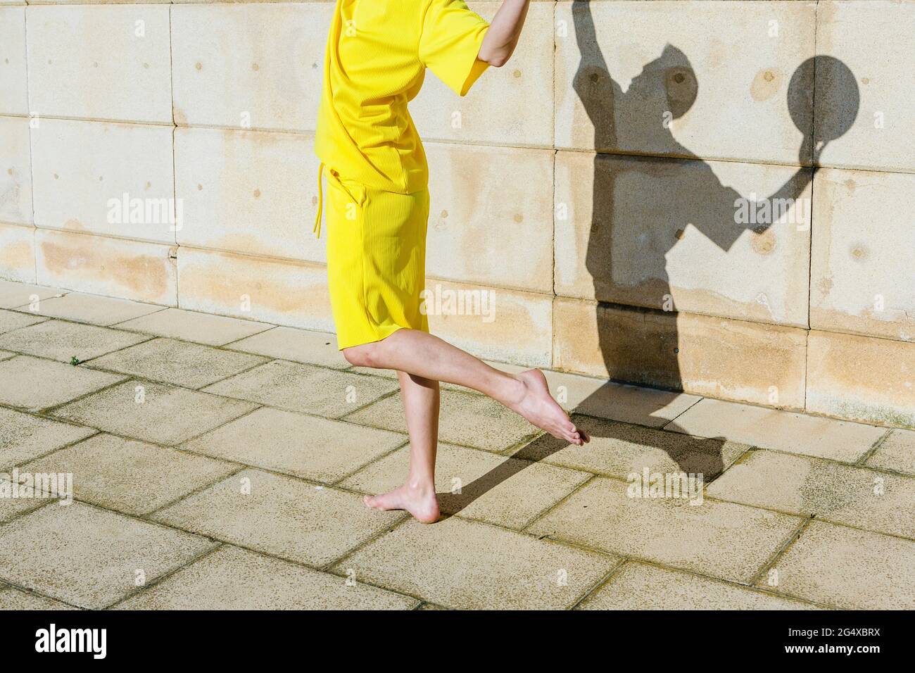 Day on one leg hi-res stock photography and images - Alamy