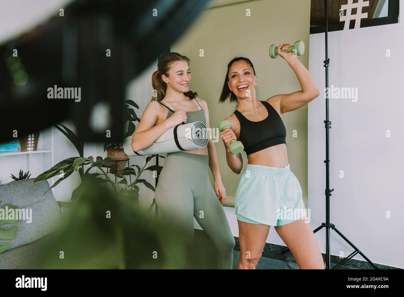 Instructors hi-res stock photography and images - Alamy