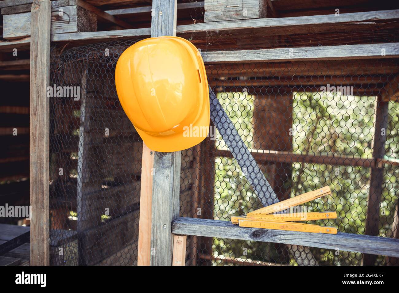 Hanging rabbit hi-res stock photography and images - Alamy