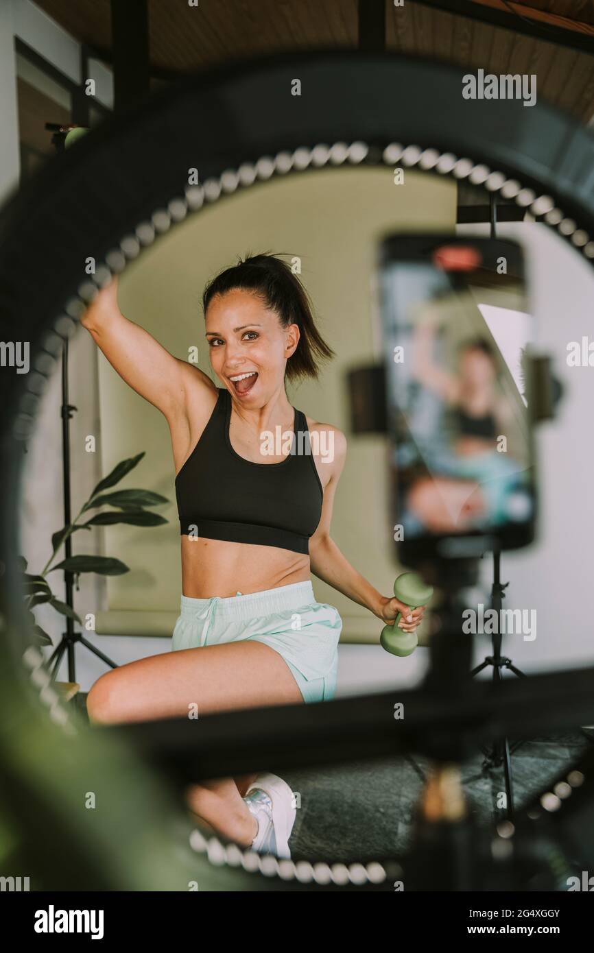 Female fitness trainer hi-res stock photography and images - Alamy