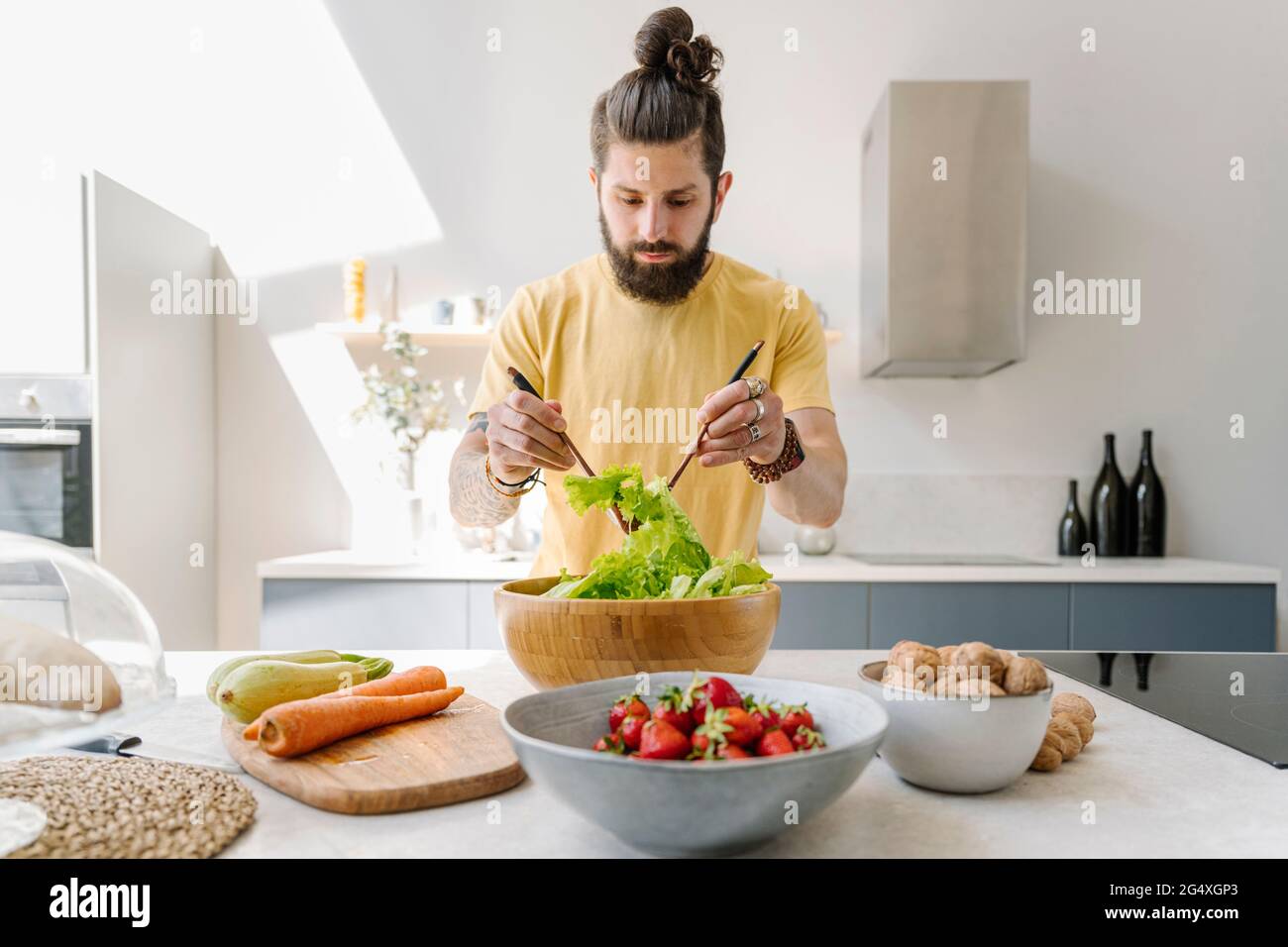Man mixing bowl hi-res stock photography and images - Alamy