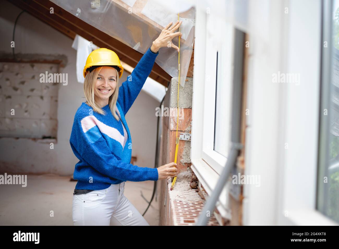 Measuring length ruler hi-res stock photography and images - Alamy