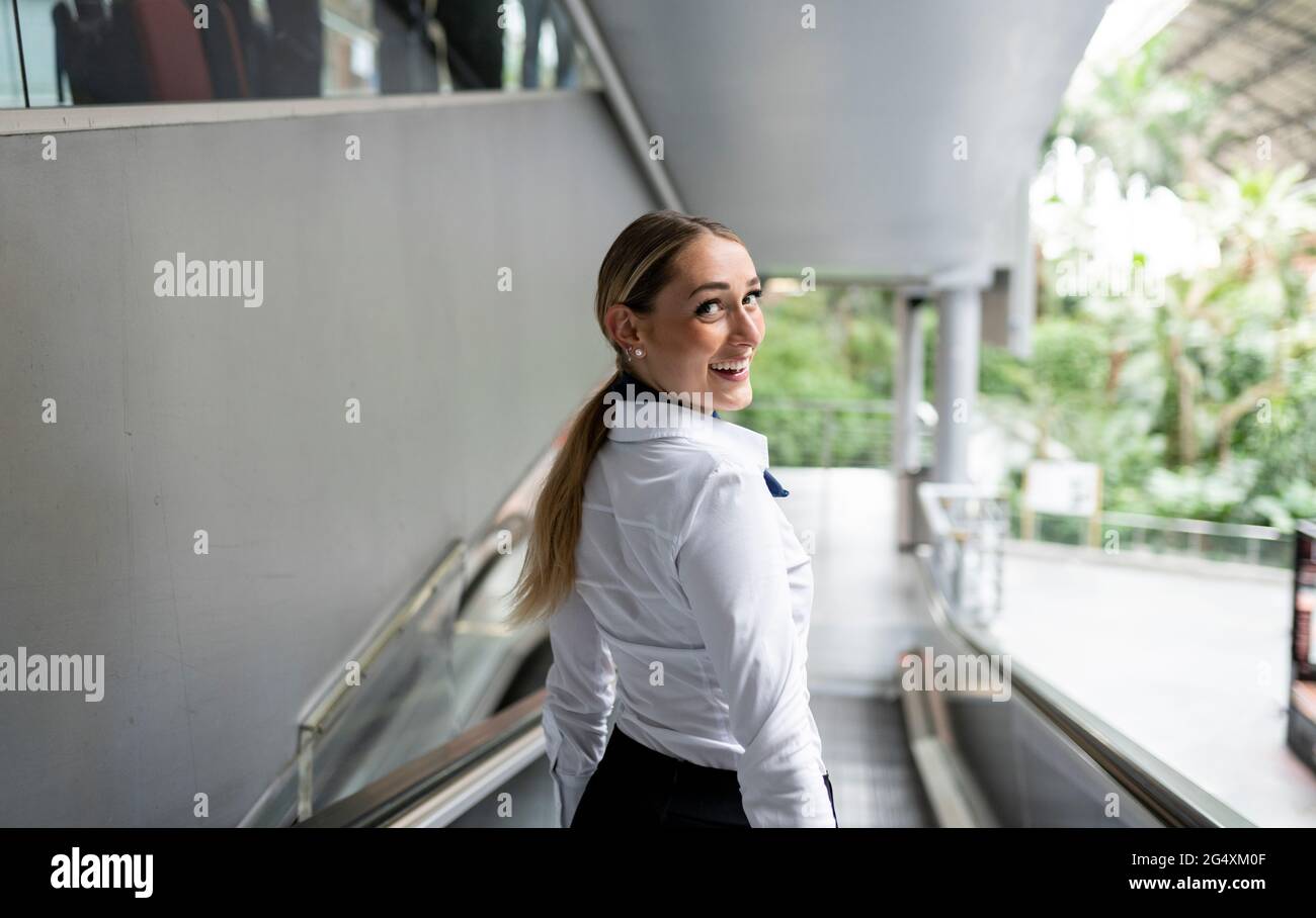 Air stewardess airport hi-res stock photography and images - Alamy