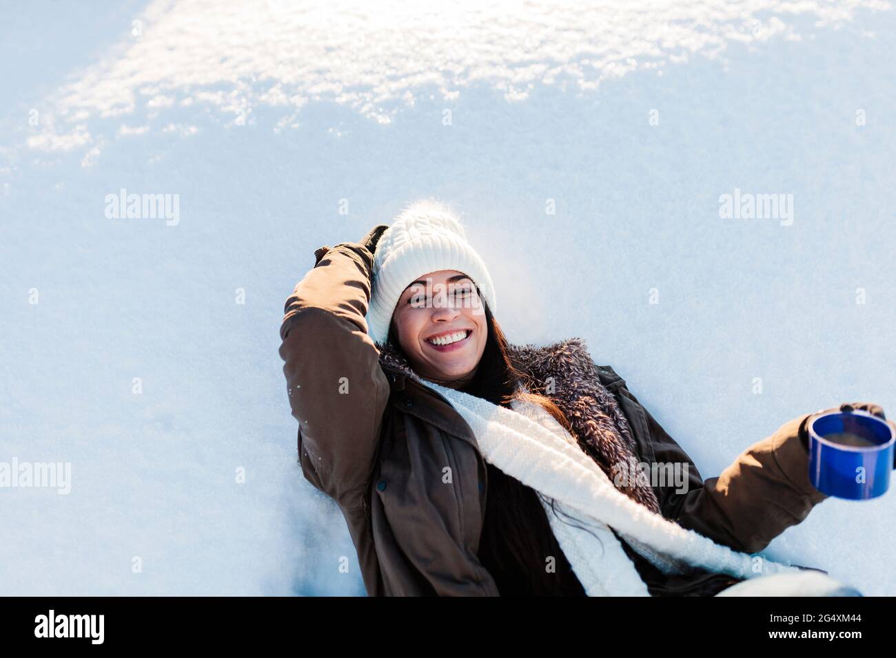 People enjoying on snow hi-res stock photography and images - Alamy