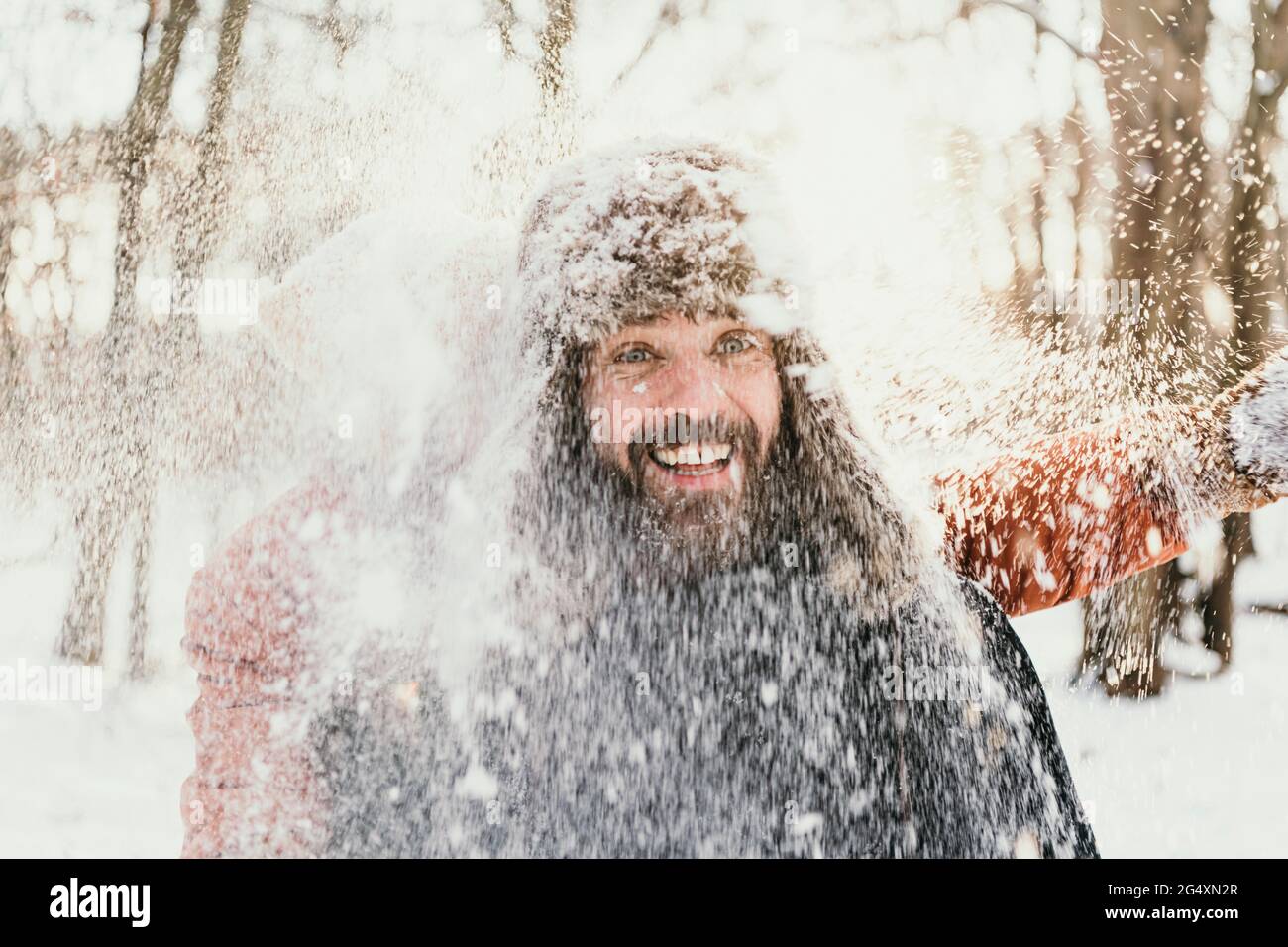 Man throwing woman hi-res stock photography and images - Alamy
