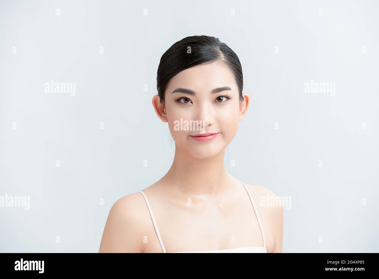 Beautiful Young asian Woman with Clean Fresh Skin look Stock Photo - Alamy