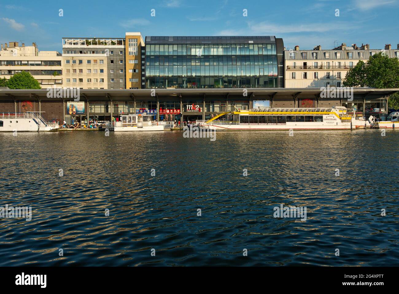 Paris 19eme hi-res stock photography and images - Alamy