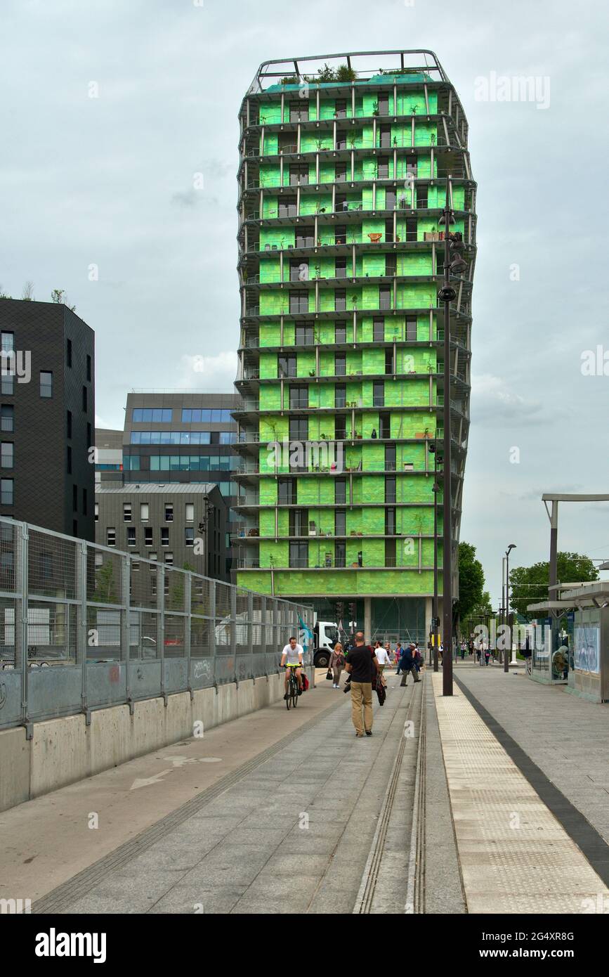 FRANCE, PARIS (75013), ZAC PARIS RIVE GAUCHE, BOULEVARD DU GENERAL D ...