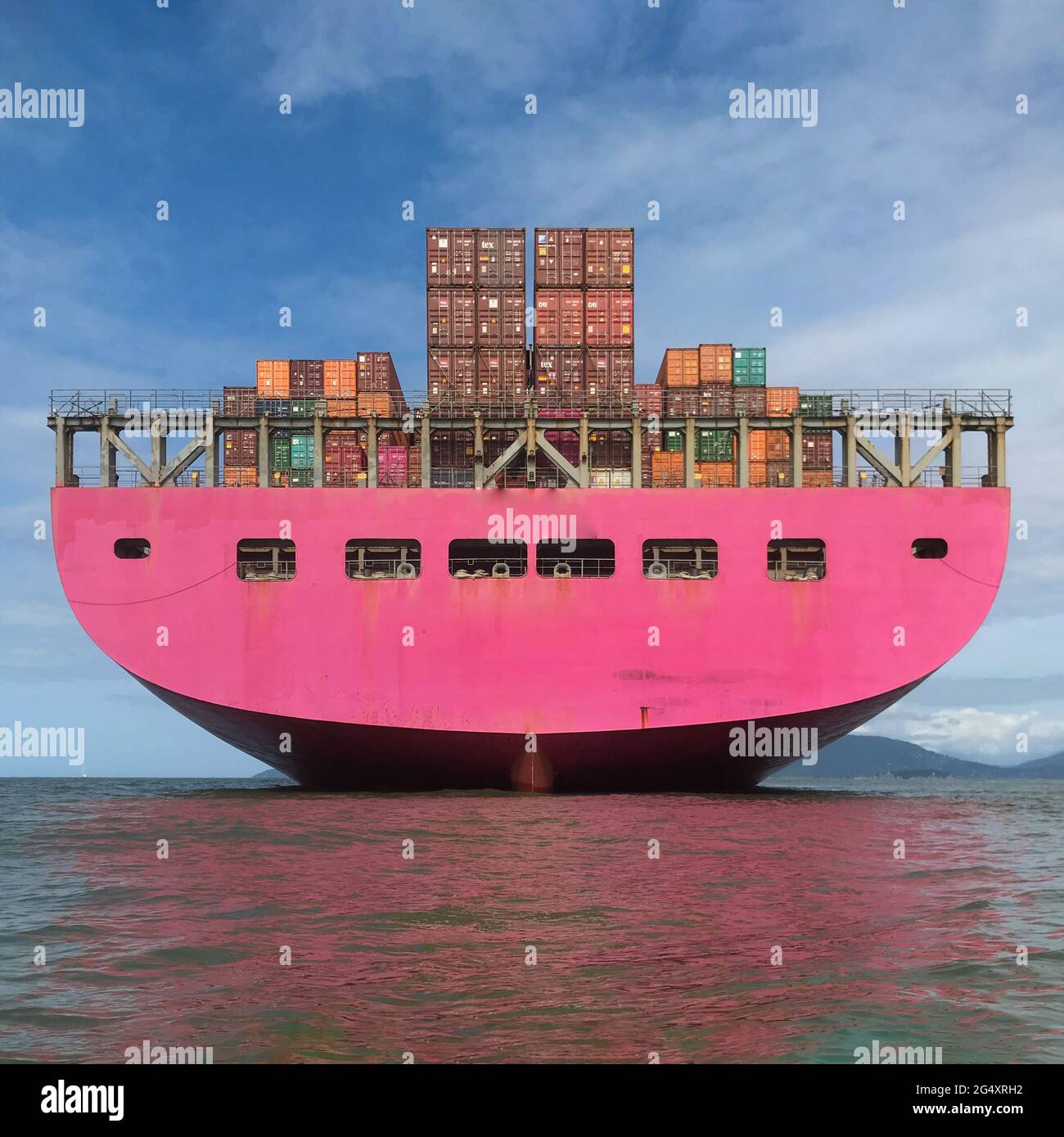 Stern view hi-res stock photography and images - Alamy