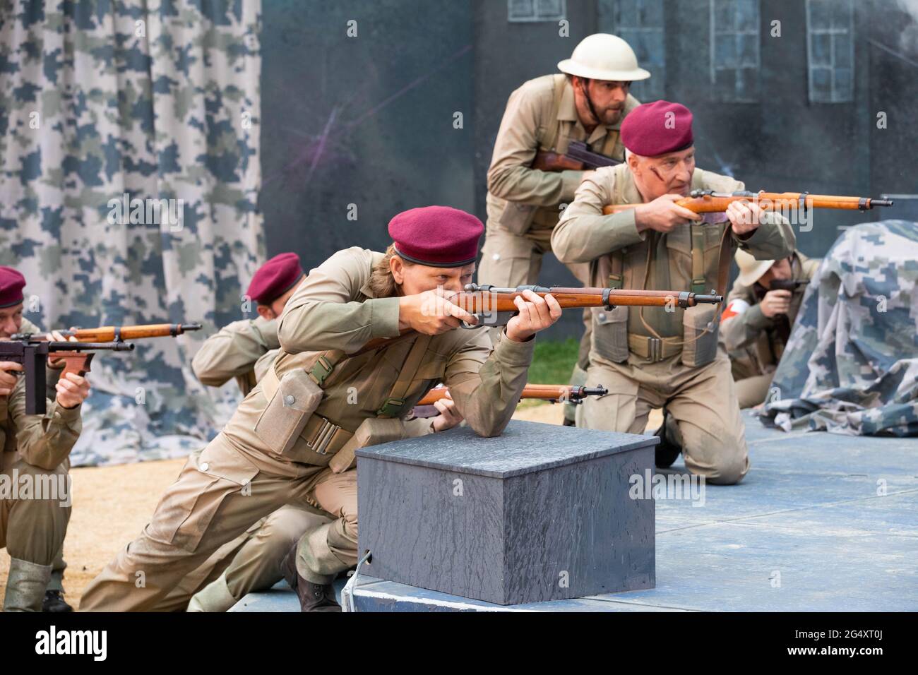 Anna maria brankatschk hi-res stock photography and images - Alamy