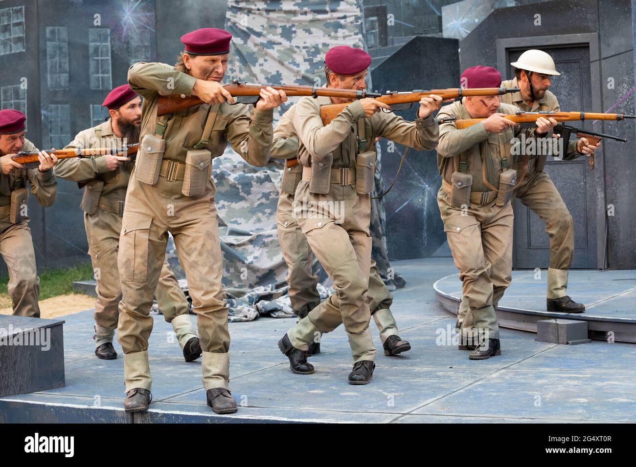 Richard Koppermann, Mirko Brankatschk, Gabriele Rothmann , Larissa ...