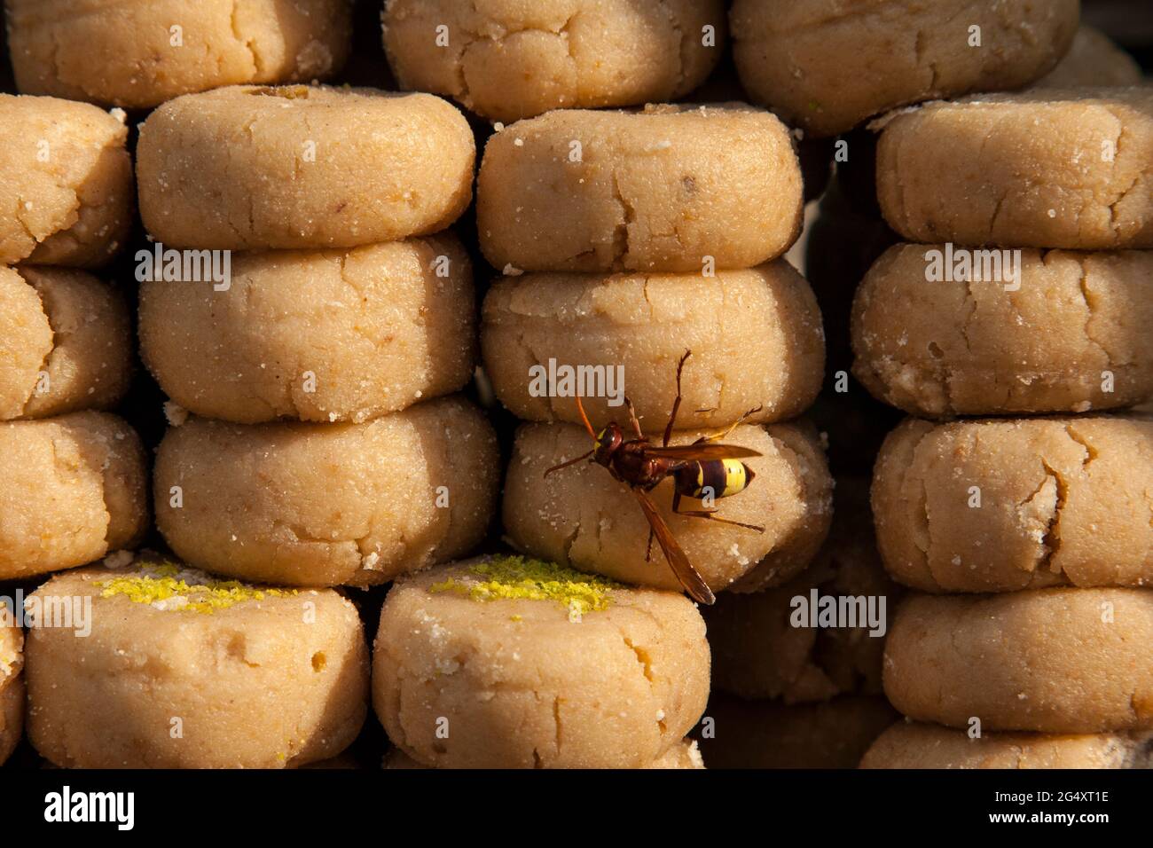 Doodh milk hi-res stock photography and images - Alamy