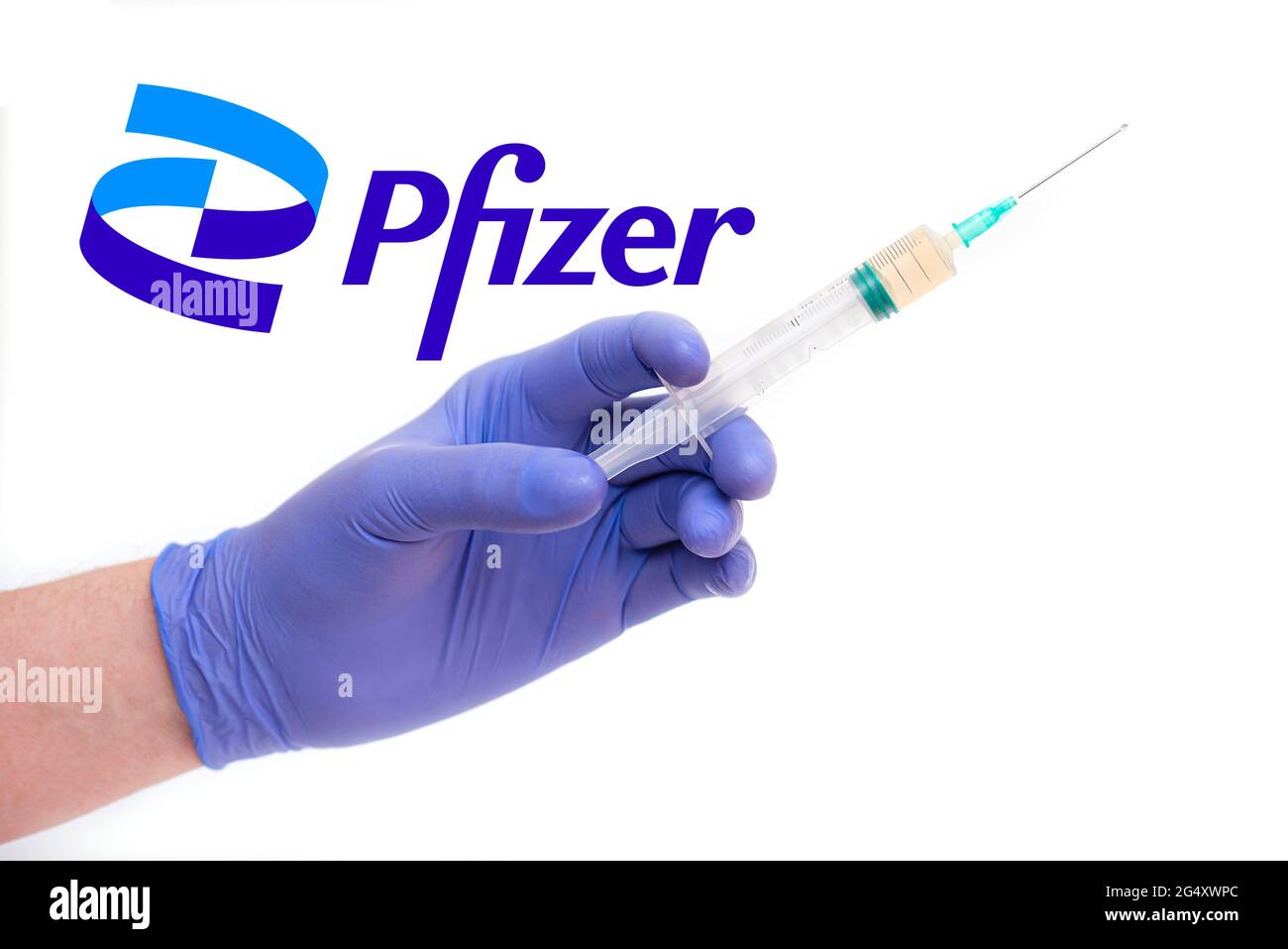 Pfizer new logo hi-res stock photography and images - Alamy
