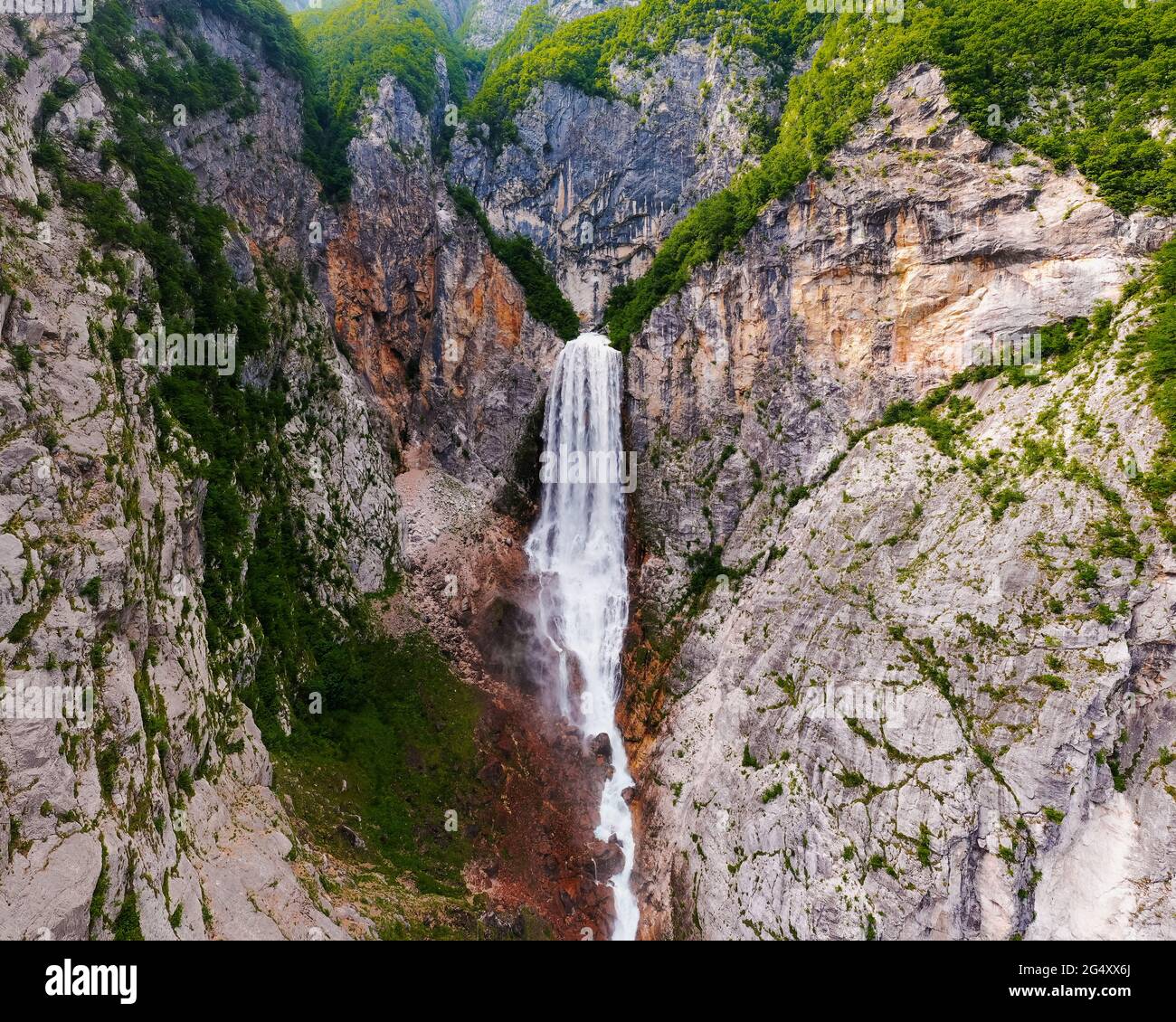 Amazing view about the boka waterfall in Triglav national park Slovenia ...