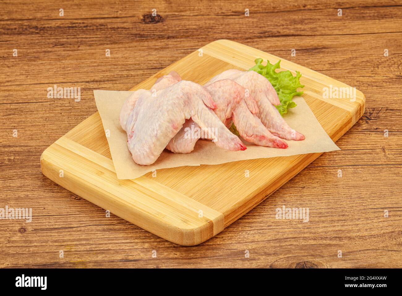 Raw chicken wings ready for cooking Stock Photo - Alamy