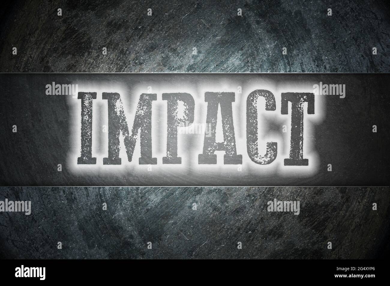 Impinge on hi-res stock photography and images - Alamy