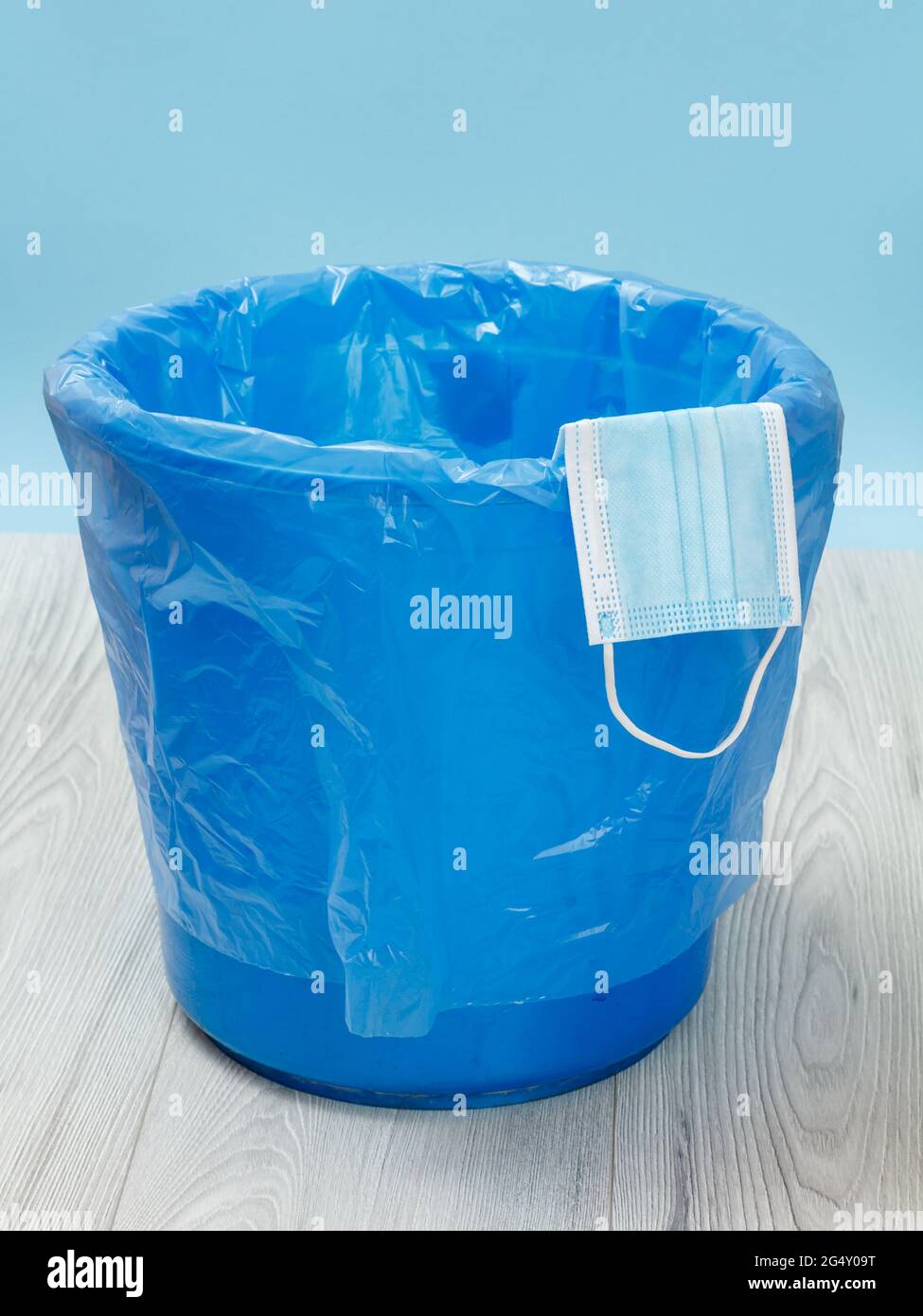 Quarantine bin hi-res stock photography and images - Alamy
