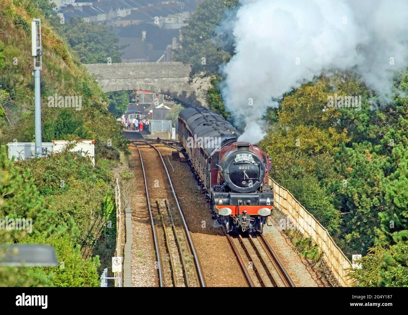 The Cathedrals Express enthusiast train crossing St Levan’s Viaduct in ...