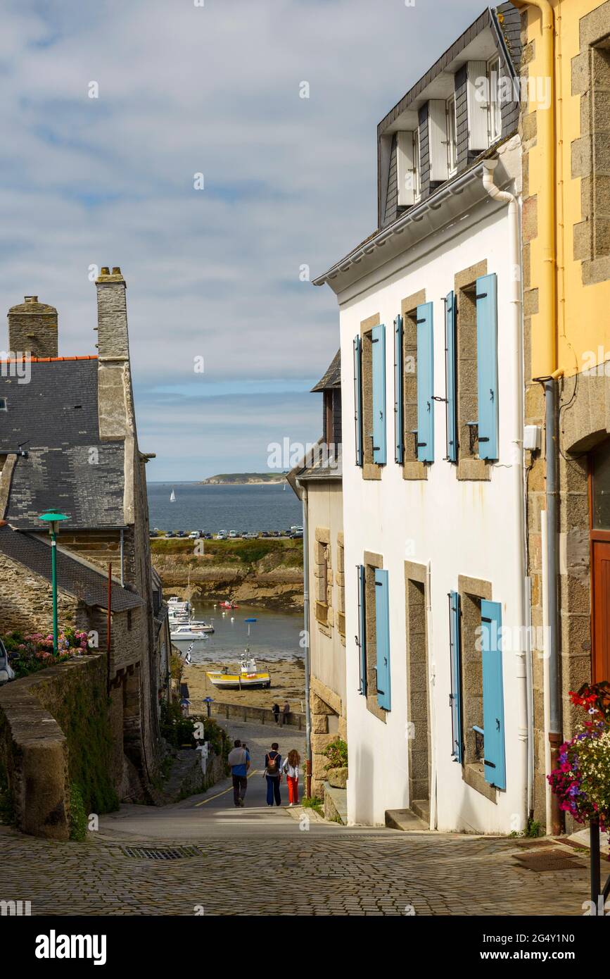 FRANCE, FINISTERE (29), LE CONQUET, RAMPE LOMBARD Stock Photo - Alamy
