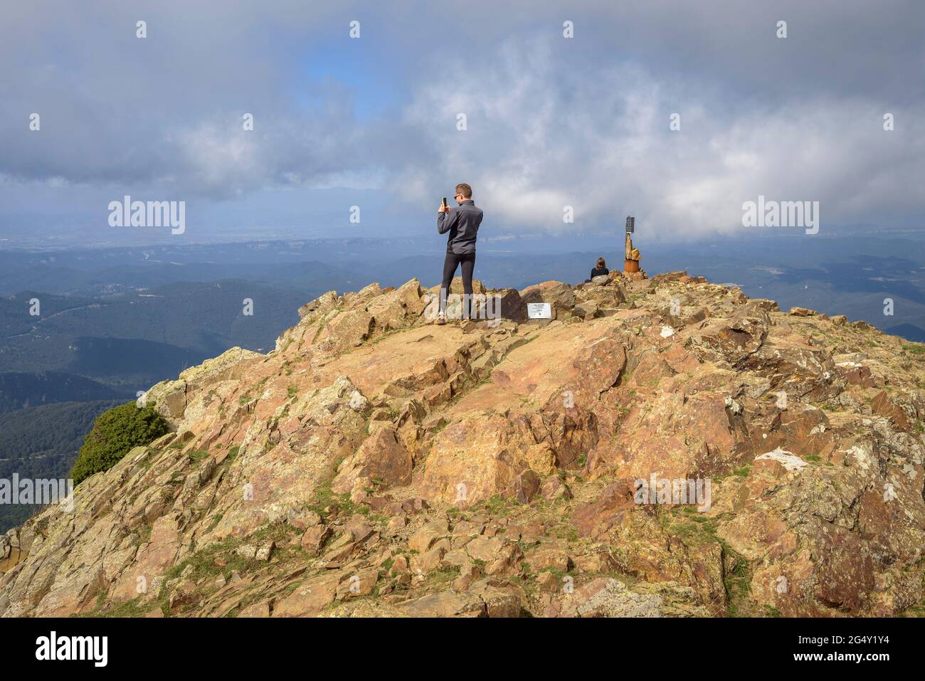 Senderismo en el monte hi-res stock photography and images - Alamy