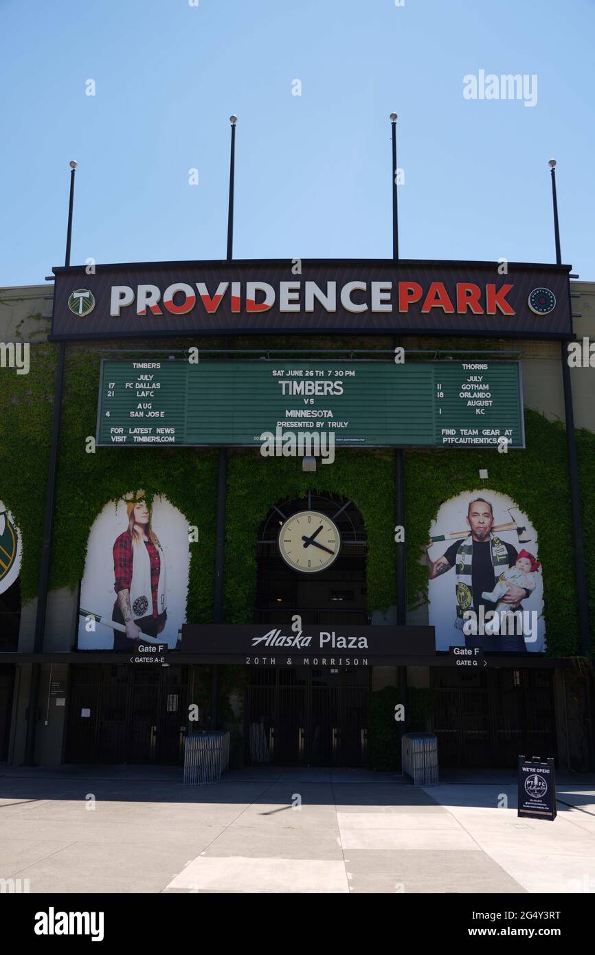 Civic stadium hi-res stock photography and images - Alamy