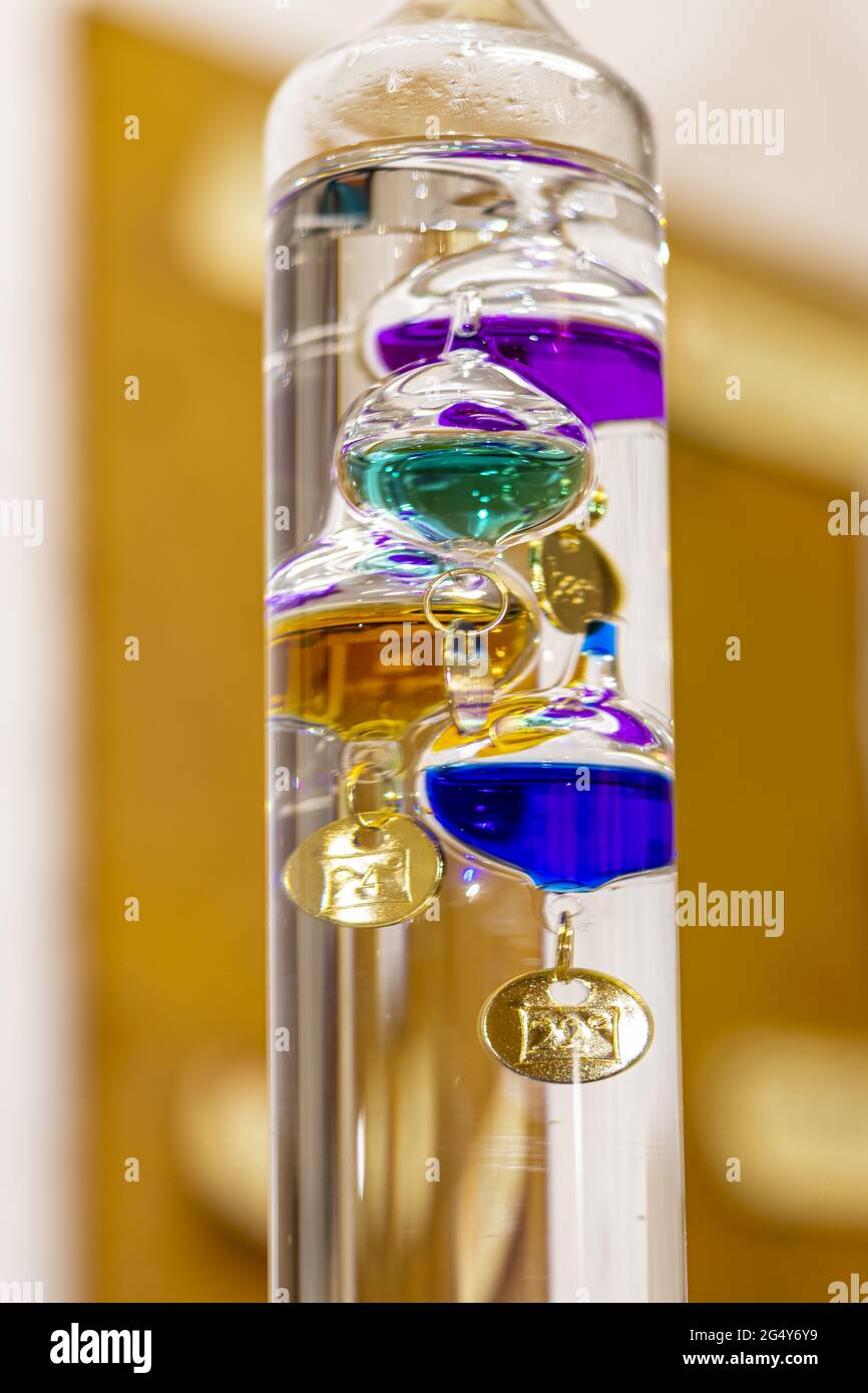 Galileo Galilei Thermometer