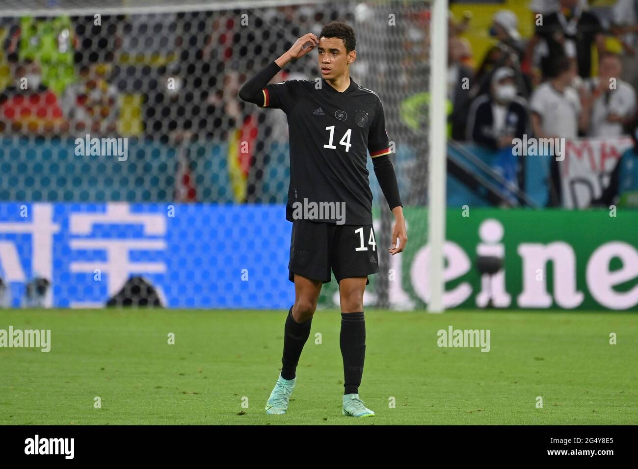 Jamal musiala body hi-res stock photography and images - Alamy