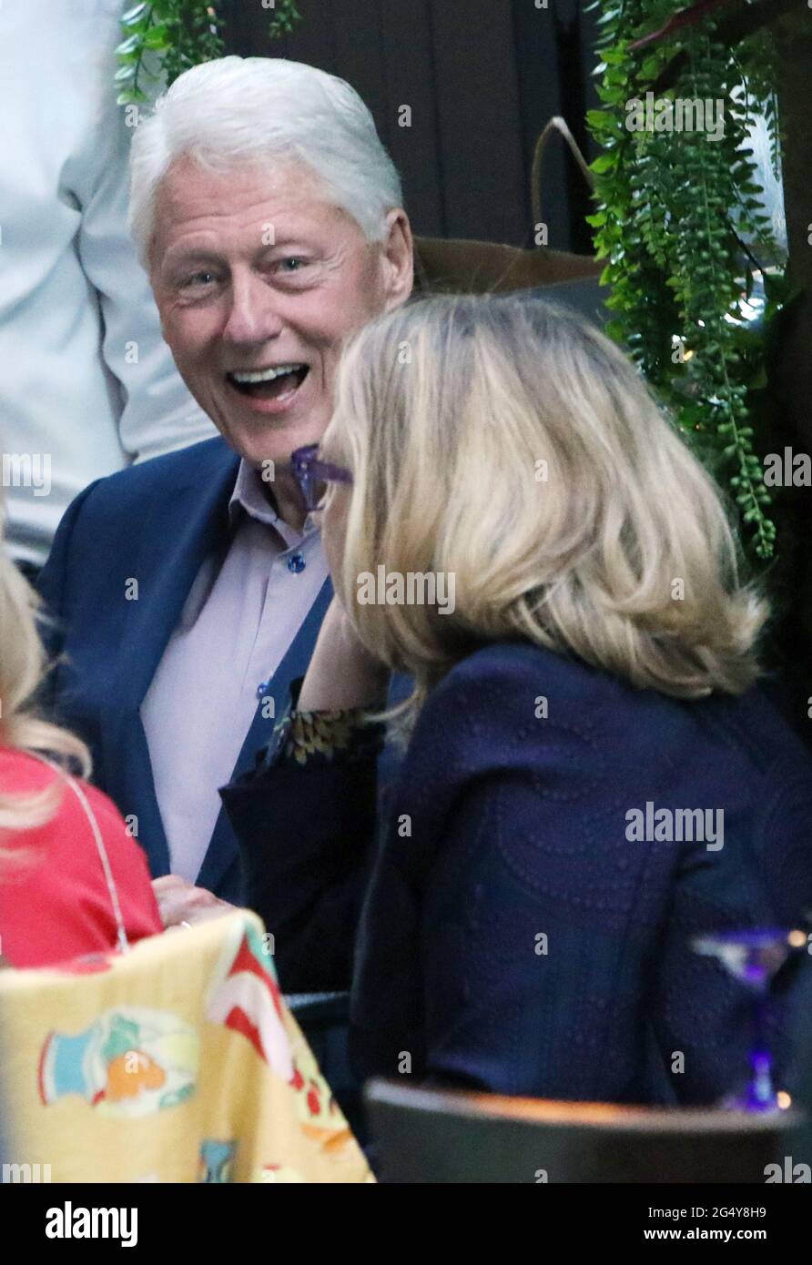 New York, NY, USA. 23rd June, 2021. Bill Clinton And Hillary Clinton ...