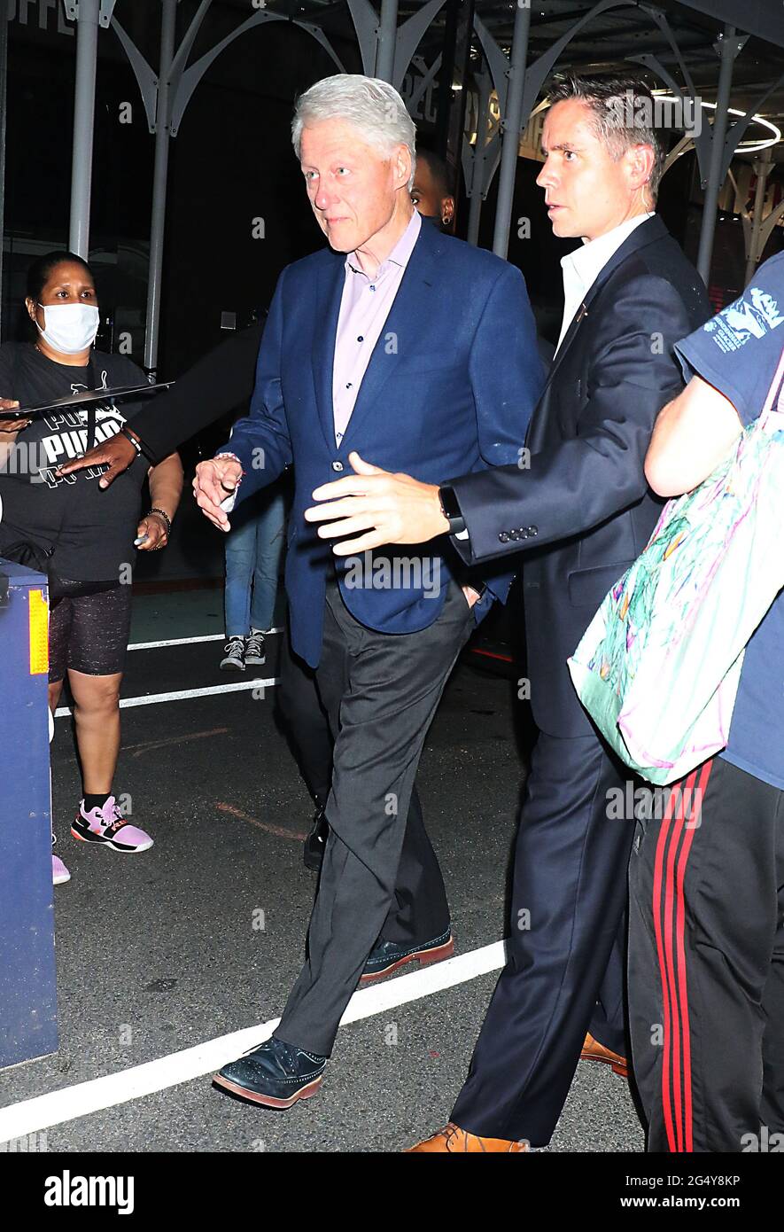New York, NY, USA. 23rd June, 2021. Bill Clinton seen having dinner at ...
