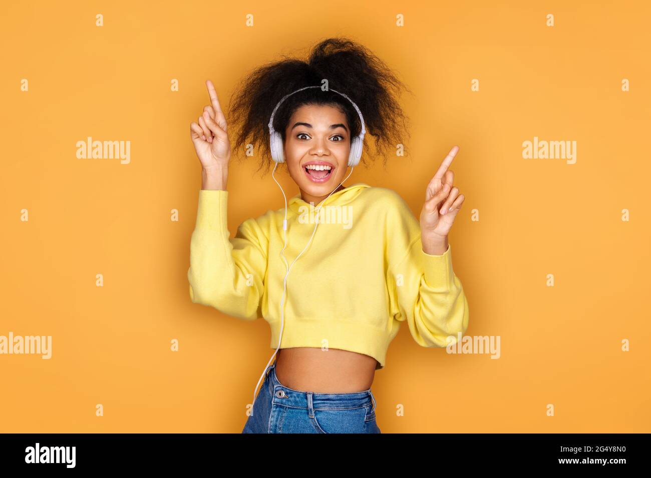 Dance hand gesture hi-res stock photography and images - Alamy