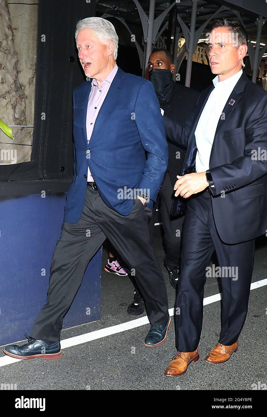 New York, NY, USA. 23rd June, 2021. Bill Clinton seen having dinner at ...